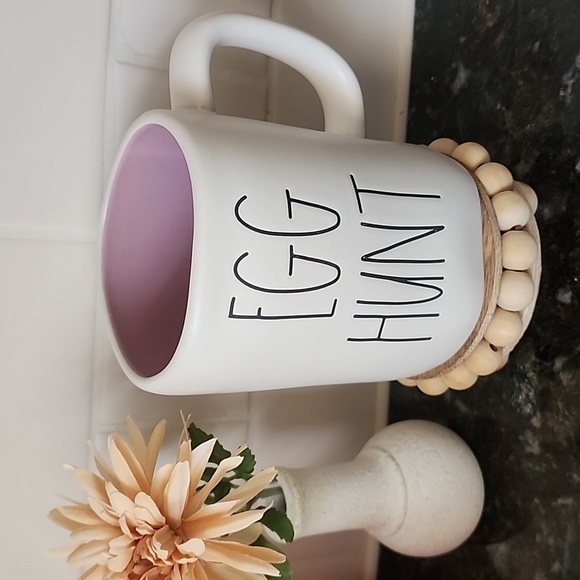 Rae Dunn | Kitchen | Rae Dunn Egg Hunt Mug | Poshmark